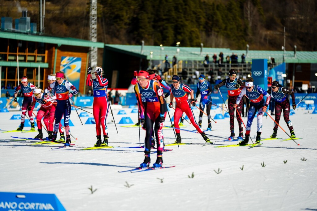 Jessie Diggins (USA), Julie Bjervig Drivenes (NOR), Astrid Oeyre Slind ...